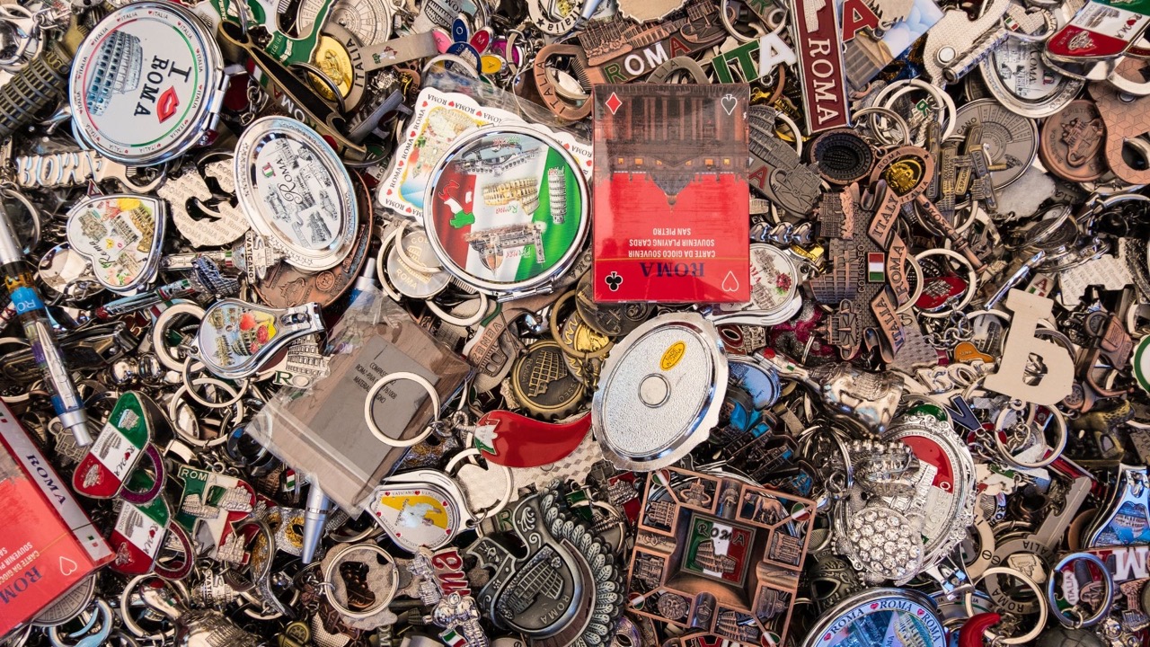 How to Become an Expert at Appraising Your Collectables - CollectFest